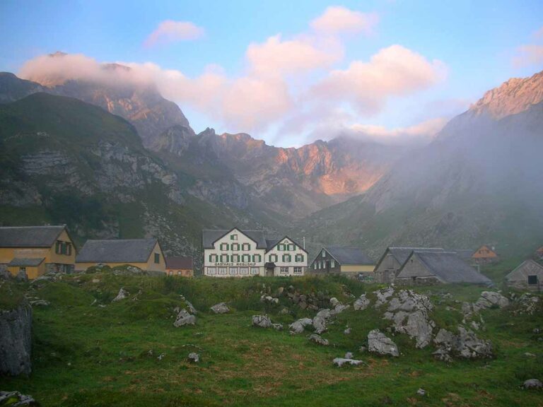 Berggasthaus Meglisalp, Alpstein | WegWandern.ch